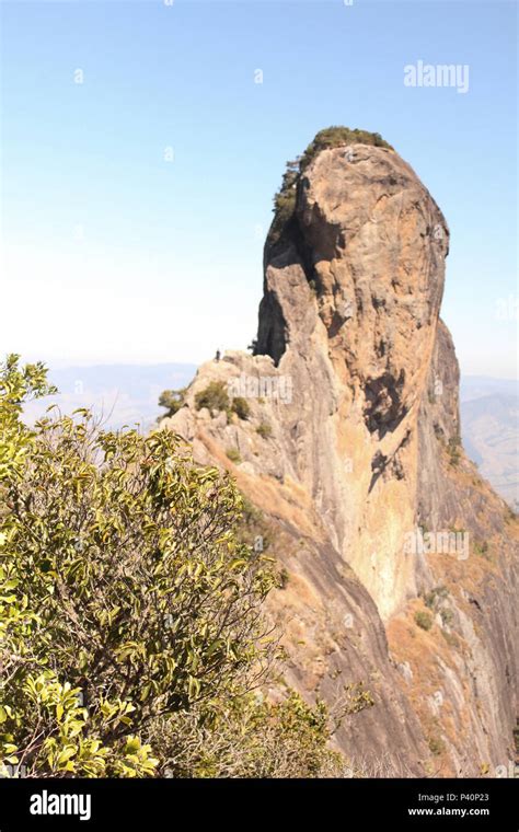 Vista Da Pedra Do Baú A Partir Da Pedra Do Bauzinho No Complexo Do Baú