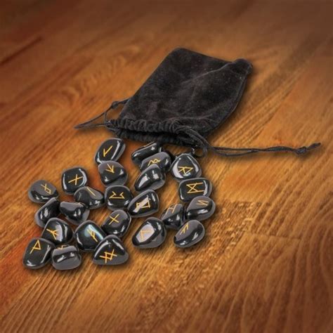 RUNAS DE PIEDRA VIKINGA