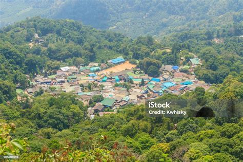 Foto De Hmong Étnica Da Tribo Colina Village De Doi Pui A Vista Aérea