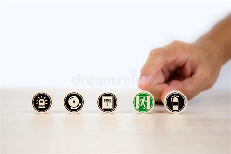 Hand Choose Wooden Toy Stack With Door Exit Sing Or Fire Escape With