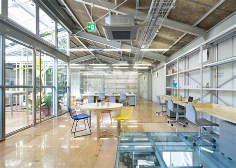 Schemata Architects Inserts Coffee Shop Into Tokyo Warehouse
