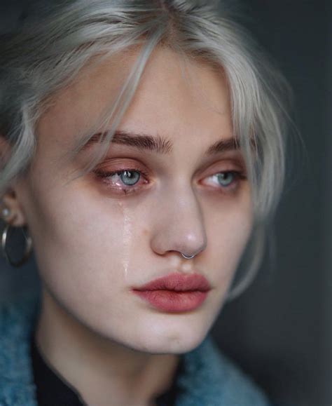 Pin By 𝒶𝓃𝒶 🌹 On Beauty Expressions Photography Portrait Art