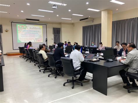 คณะผู้บริหารมหาวิทยาลัยแม่โจ้ พบปะบุคคลากรวิทยาลัยพลังงานทดแทน ประจำปี