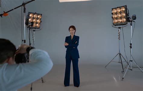 Watch The Thrilling New Trailer For The Netflix K Drama Queenmaker