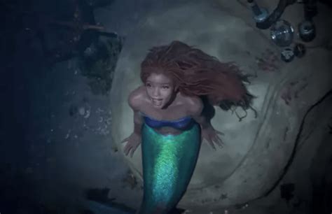 How Do Mermaids Make Love