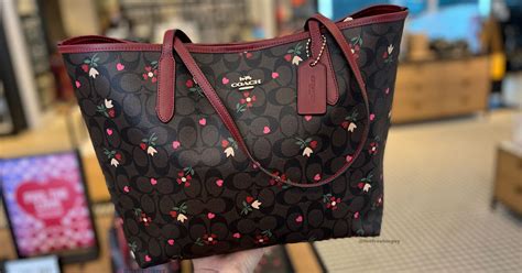 Coach Outlet Coach Insiders Get Early Access To Valentines Items