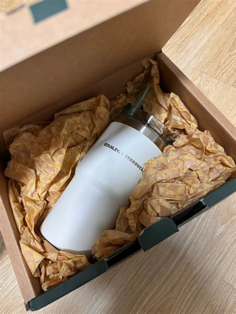 스타벅스 크림 켄처 텀블러 591ml 당근 중고거래