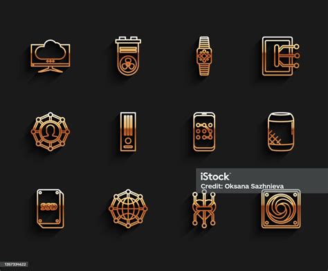 세트 라인 Ssd 카드 글로벌 기술 또는 소셜 네트워크 컴퓨터 모니터 화면 프로세서 쿨러 비디오 게임 콘솔 음성 비서 및 모바일 및 그래픽 암호 보호 아이콘 벡터 Cpu에