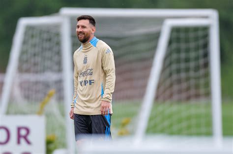 Posibles Alineaciones Argentina Vs Bolivia Por La Fecha 10 De Las