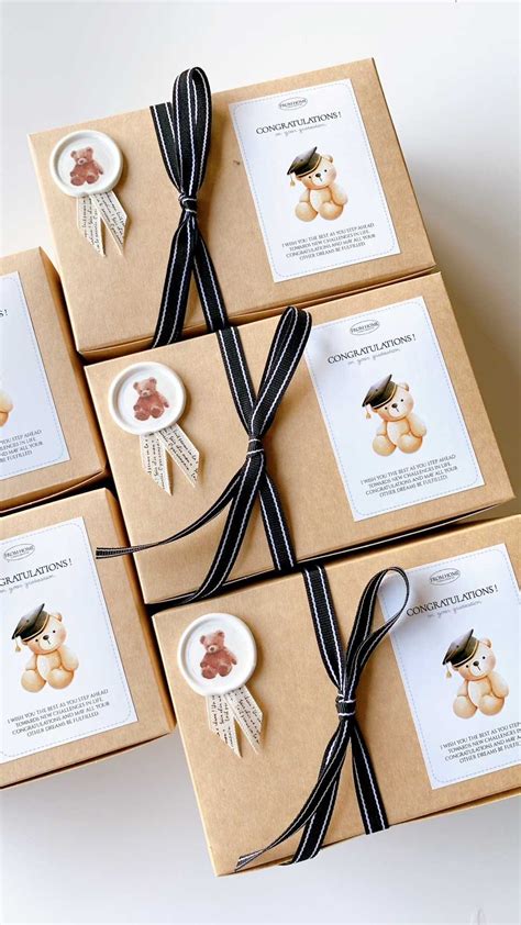 พรี3 5วัน T Box Congratulations เซ็ตของขวัญรับปริญญา ของขวัญจบการศึกษา T Set Line Shopping