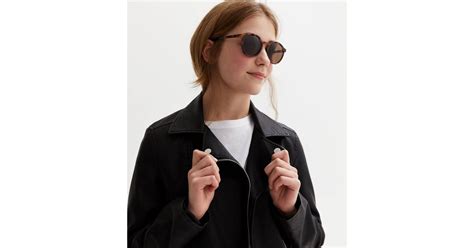Girls Dark Brown Tortoiseshell Effect Round Frame Sunglasses New Look