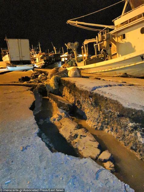 Trzęsienie ziemi w Grecji Ostrzeżenie o tsunami WP Wiadomości