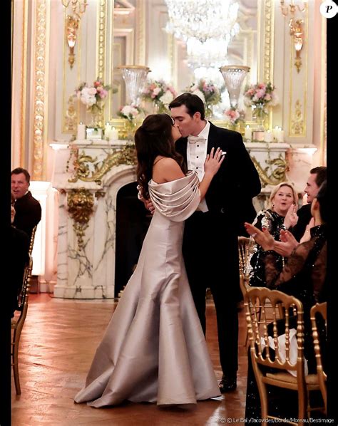 Bal Des Débutantes 2022 Natasha Connery Renversante Dans Une Sublime