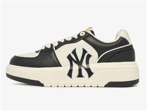 Giày MLB Chunky Liner New York YANKEES đen ASXCLB N BKS Sài Gòn Sneaker