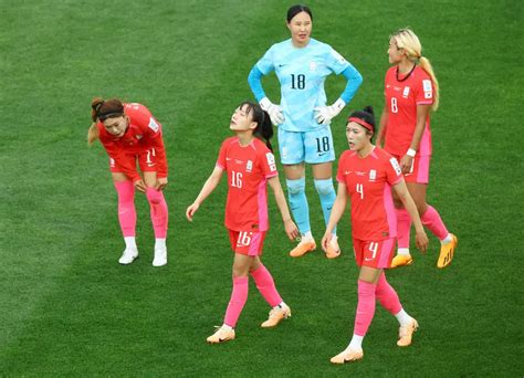 ＜女子w杯1次リーグh組＞モロッコに敗れ2連敗を喫し、落胆する韓国代表イレブン（ロイター） スポニチ Sponichi Annex サッカー