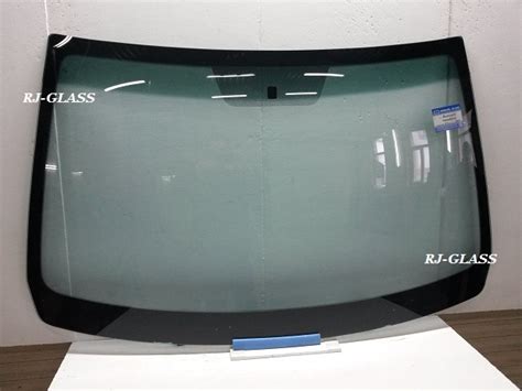 Лобовое стекло на Рено Сандеро. Замена. — rj-glass на DRIVE2