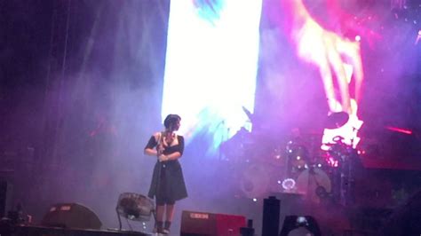 Ebnem Ferah Deli K Z M Uyan Zmir Enternasyonal Fuar Konseri Youtube