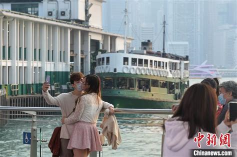 香港天星小轮驶过百余年 水手相信明天会更好 荆楚网 湖北日报网