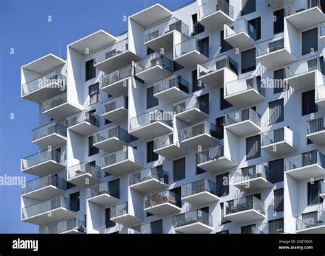 Vienna Austria The Metropolitan Apartment Building By Delugan Meissl