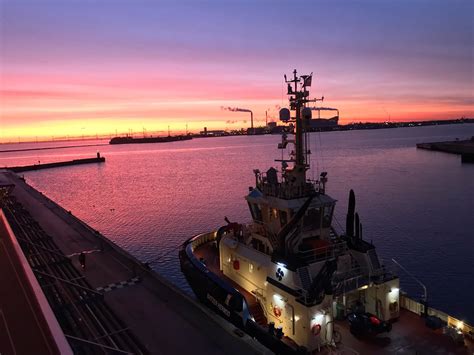 Svitzer Global There Are Definitely Worse Office Views 😍 As The Sun Svitzer Global There Are Definitely Worse Office Views 😍 As The Sun