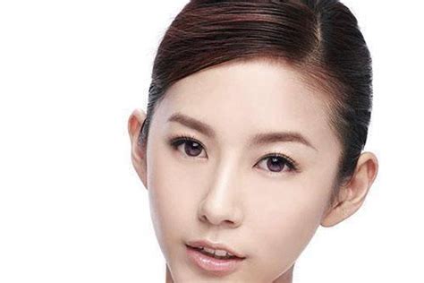 精妆联华护肤技巧：如何祛除黑眼圈最快 这些方法准受用 知乎