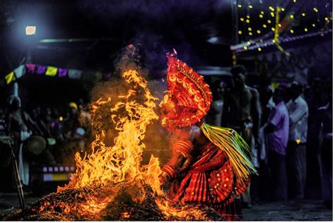 12 Interesting Facts About Theyyam A Dames Handbook
