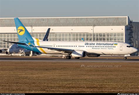 UR PSJ Ukraine International Airlines Boeing 737 9KVER WL Photo By