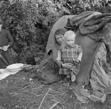 A Photo Series Documents The Lives Of Irish Travellers Outside Dublin In The Late 1960s Flashbak