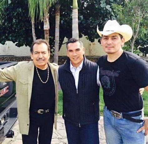 Alejandro Moreno Cárdenas Y Sus Fotos Con Los Famosos