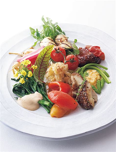 軽井沢通の間で評判のイタリアン「ラ・テーゴラ」and食材店「ラ・チェルクア」 家庭画報 Com｜“素敵な人”のディレクトリ