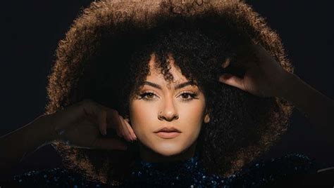 A Creative And Eye Catching Two Light Portrait Setup Fstoppers