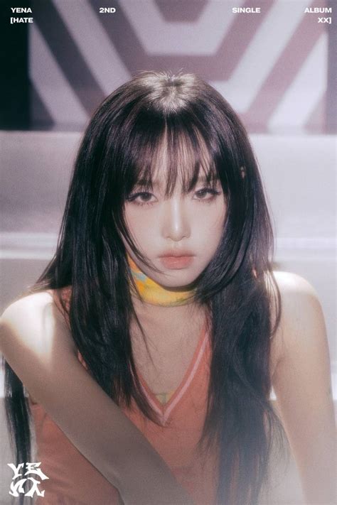【元iz One アイズワン チェ・イェナ】イェナの魅力を徹底分析！iz One解散後と現在は？
