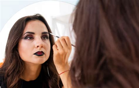 The Ultimate Guide To Flawless Eye Makeup Tips And Tricks For 2025