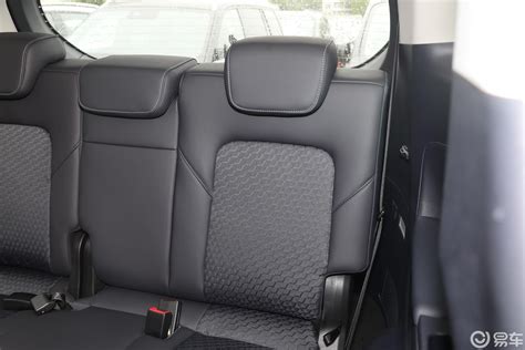 【传祺m8领秀系列 390t 豪华版 7座后排空间图片 汽车图片大全】 易车