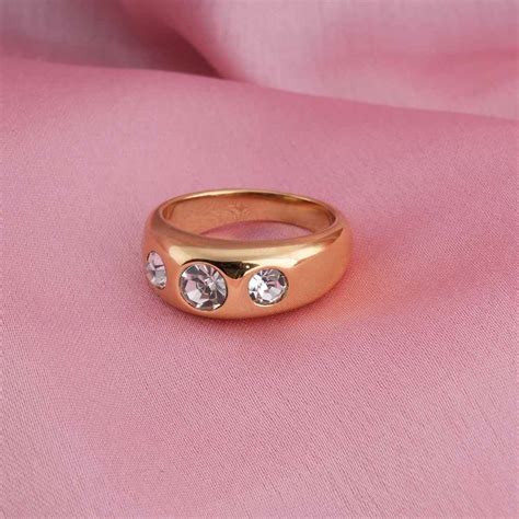Classic Stone Gold Ring Classic Stone Gold Ring · Eternz