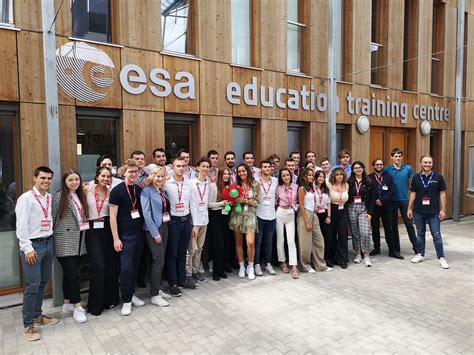 Esa 2022 Cubesat Summer School Group Photo