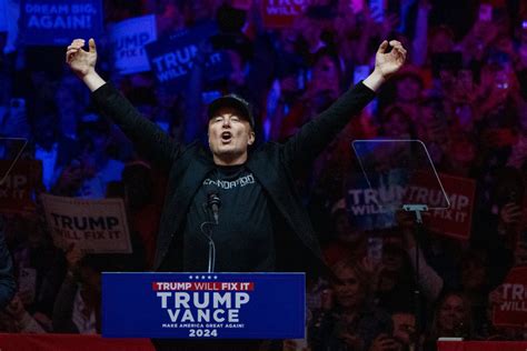 Donald Trump Sexprime Elon Musk Ne Ma Jamais Sollicité Et Partage