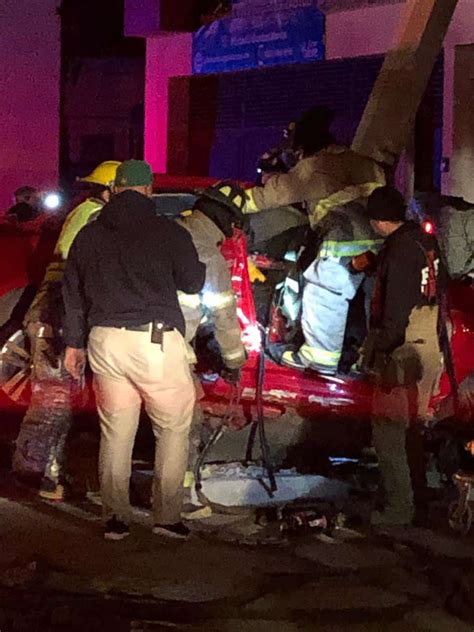 Muere Joven Al Estrellarse Contra Un Poste Ríodoce