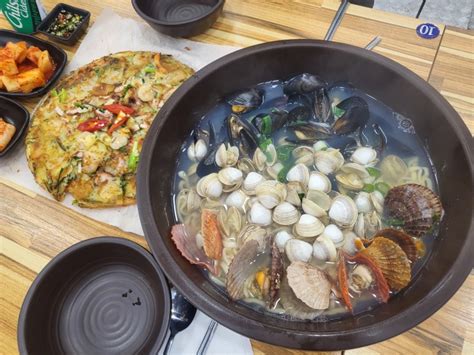 수원 행리단길맛집 조마담칼국수 싱싱한 조개와 자가제면까지 엄지척 네이버 블로그