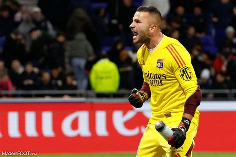 Mercato Anthony Lopes Discute Avec Un Club De Ligue 1