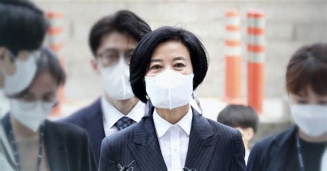 10억 수수 野이정근 1천만 원 수수 인정코로나로 증인신문 연기