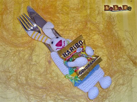 Bestecktasche Hase der schön gedeckte Tisch gehäkelt von Dadade