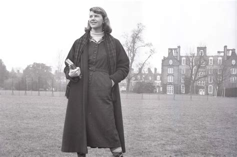 La Otra Sylvia Plath Cómo Sus Diarios Censurados Por Su Esposo Abren