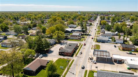 805 N Broad St Carlinville IL 62626 LoopNet