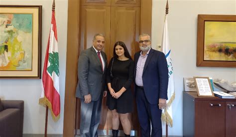 وكالة الأنباء الوطنية الوكالة الوطنية للإعلام المرتضى تسلم من سارة