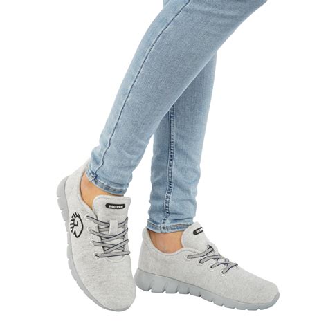 Giesswein Merino Runners Damen Hellgrau Hierbeimir