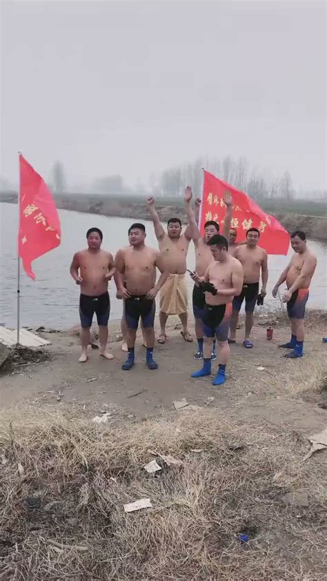 熊帆帆 On Twitter 憨憨的直男胖子直接把浴巾脱了