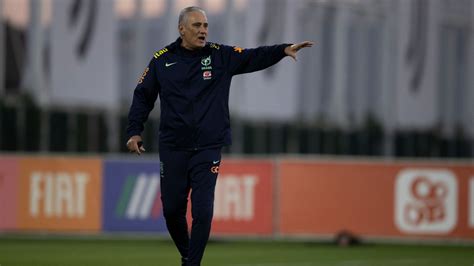 Seleção Brasileira Tite Comanda Treino Com Volta De Zagueiro Sportbuzz