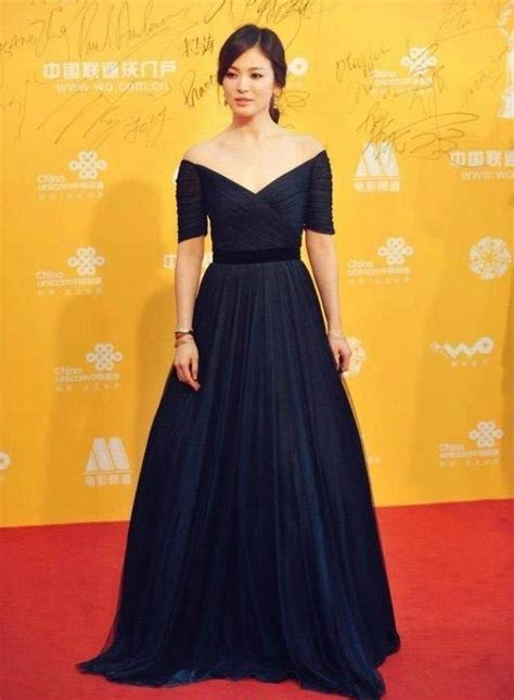 Pin de MGProjekt Projekty Domów en General Vestidos de moda fiesta