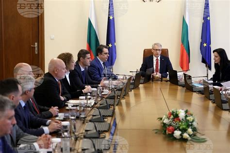 Правителството в оставка одобри План за намаляване на административната